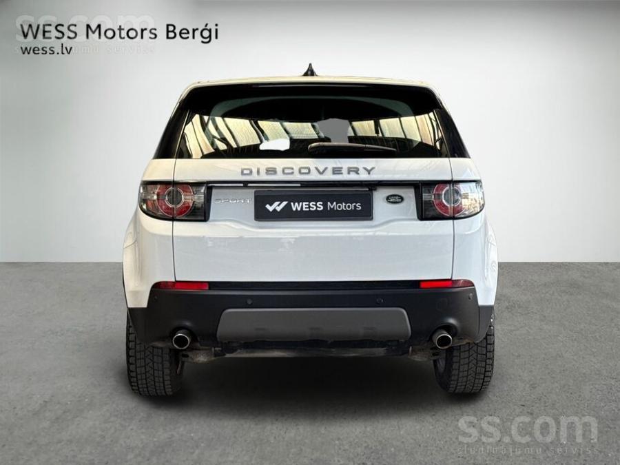 Белый Ленд Ровер Discovery Sport 2018 в Рига, объемом двигателя 2.00 л и пробегом 168 тыс. км за 14990 €, фото 5 на AUTOMOTO.COM.LV