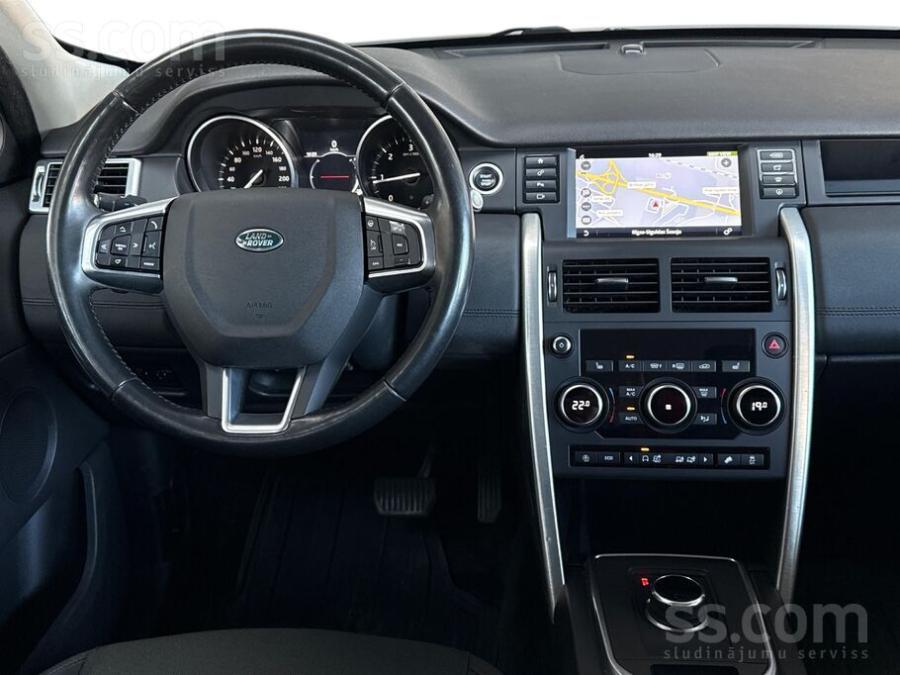 Белый Ленд Ровер Discovery Sport 2018 в Рига, объемом двигателя 2.00 л и пробегом 168 тыс. км за 14990 €, фото 10 на AUTOMOTO.COM.LV