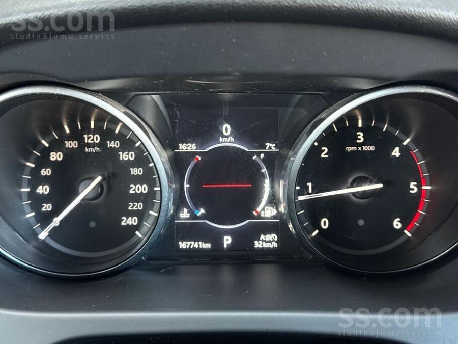 Белый Ленд Ровер Discovery Sport 2018 в Рига, объемом двигателя 2.00 л и пробегом 168 тыс. км за 14990 €, фото 14 на AUTOMOTO.COM.LV