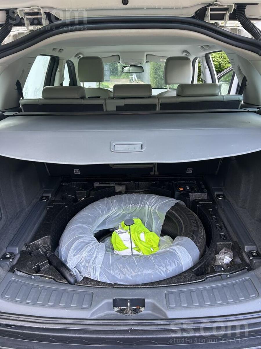 Balts Land Rover Discovery Sport 2018 Ogre, ar dzinēja tilpumu 2.00 L un nobraukumu 218 tūkst. km par 12000 €, foto 9 vietnē AUTOMOTO.COM.LV