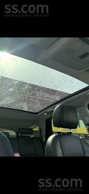 White Land Rover Discovery Sport 2018 in Riga, with an engine capacity of 2.00 L and mileage of 153 thousand km for 19900 €, photo 10 on AUTOMOTO.COM.LV