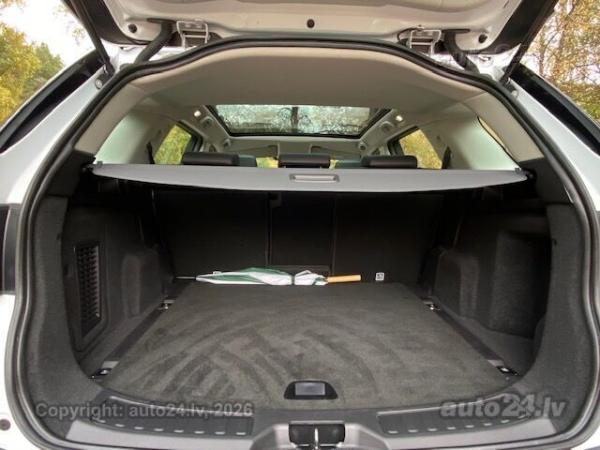 Белый Ленд Ровер Discovery Sport 2018 в Таллин, объемом двигателя 2.00 л и пробегом 85 тыс. км за 9999 €, фото 10 на AUTOMOTO.COM.LV
