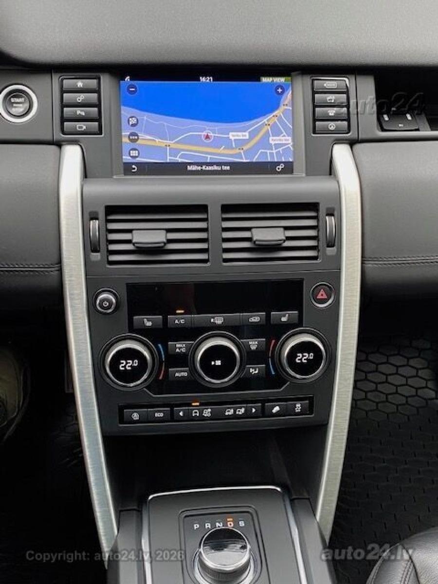 Balts Land Rover Discovery Sport 2018 Tallina, ar dzinēja tilpumu 2.00 L un nobraukumu 85 tūkst. km par 9999 €, foto 13 vietnē AUTOMOTO.COM.LV