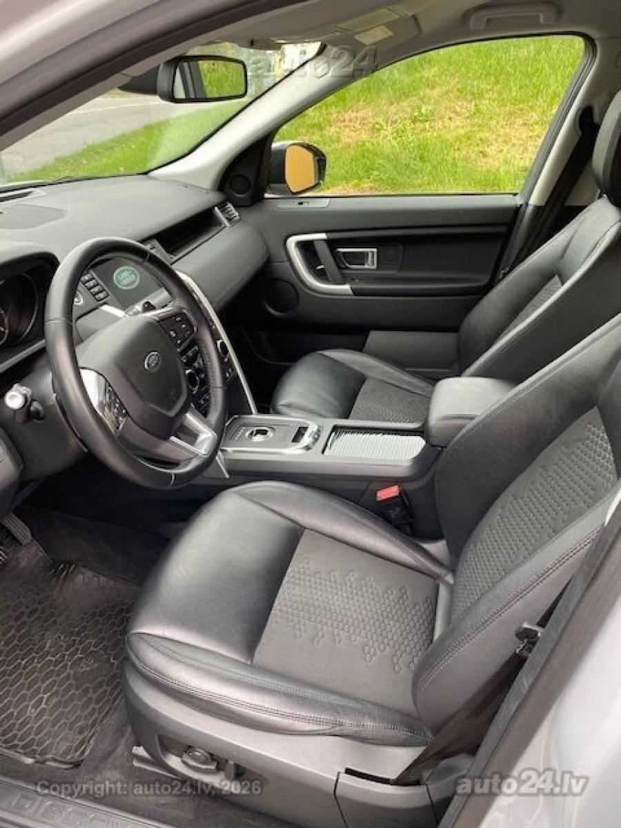 Balts Land Rover Discovery Sport 2018 Tallina, ar dzinēja tilpumu 2.00 L un nobraukumu 85 tūkst. km par 9999 €, foto 15 vietnē AUTOMOTO.COM.LV