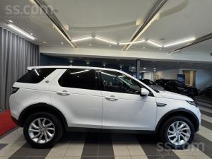 Balts Land Rover Discovery Sport 2018 Rīga, ar dzinēja tilpumu 2.00 L un nobraukumu 143 tūkst. km par 13490 €, foto 6 vietnē AUTOMOTO.COM.LV