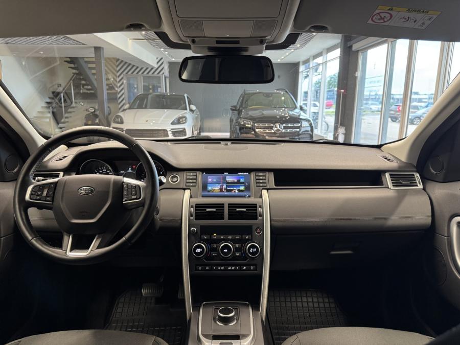 Белый Ленд Ровер Discovery Sport 2018 в Рига, объемом двигателя 2.00 л и пробегом 143 тыс. км за 13490 €, фото 13 на AUTOMOTO.COM.LV