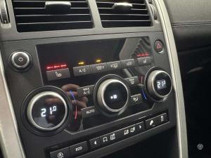 Белый Ленд Ровер Discovery Sport 2018 в Рига, объемом двигателя 2.00 л и пробегом 143 тыс. км за 13490 €, фото 23 на AUTOMOTO.COM.LV