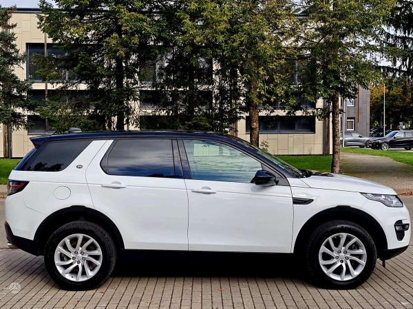 Balts Land Rover Discovery Sport 2018 Tauragė, ar dzinēja tilpumu 2.00 L un nobraukumu 140 tūkst. km par 9300 €, foto 5 vietnē AUTOMOTO.COM.LV