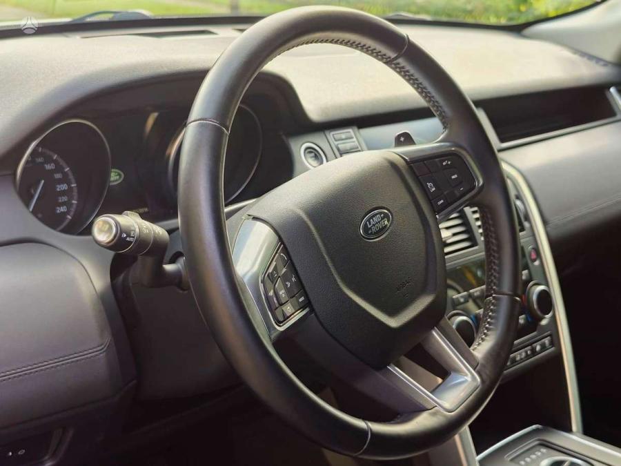 Белый Ленд Ровер Discovery Sport 2018 в Таураге, объемом двигателя 2.00 л и пробегом 140 тыс. км за 9300 €, фото 21 на AUTOMOTO.COM.LV