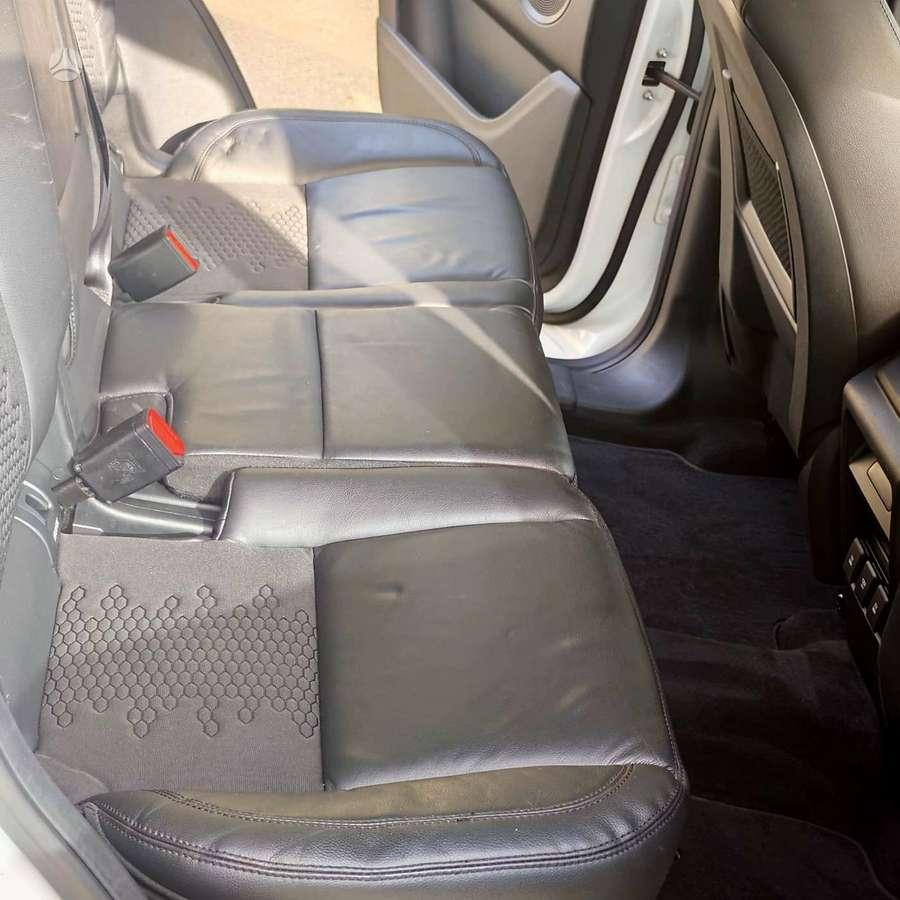 Белый Ленд Ровер Discovery Sport 2018 в Таураге, объемом двигателя 2.00 л и пробегом 140 тыс. км за 9300 €, фото 28 на AUTOMOTO.COM.LV
