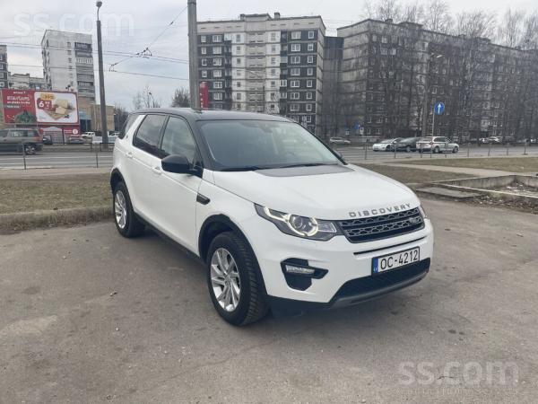 Белый Ленд Ровер Discovery Sport 2019 в Рига, объемом двигателя 2.00 л и пробегом 98 тыс. км за 18500 €, фото 1 на AUTOMOTO.COM.LV
