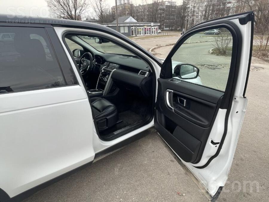 Белый Ленд Ровер Discovery Sport 2019 в Рига, объемом двигателя 2.00 л и пробегом 98 тыс. км за 18500 €, фото 6 на AUTOMOTO.COM.LV