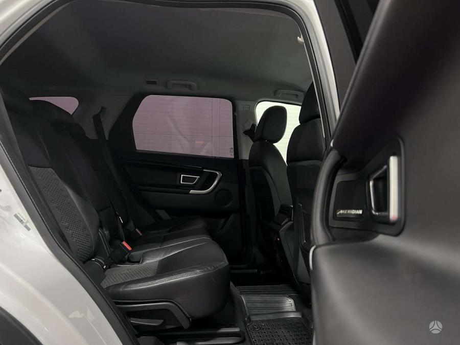 Белый Ленд Ровер Discovery Sport 2019 в Вильнюс, объемом двигателя 2.00 л и пробегом 189 тыс. км за 17290 €, фото 32 на AUTOMOTO.COM.LV