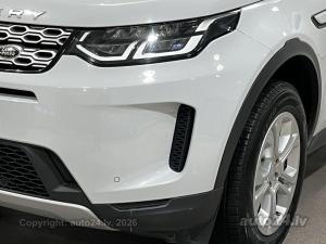 White Land Rover Discovery Sport 2020 in Tallinn, with an engine capacity of 2.00 L and mileage of 147 thousand km for 20900 €, photo 19 on AUTOMOTO.COM.LV