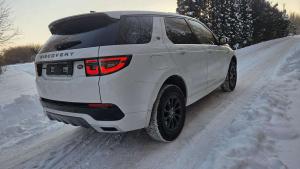 White Land Rover Discovery Sport 2020 in Panevezys, with an engine capacity of 2.00 L and mileage of 118 thousand km for 15800 €, photo 26 on AUTOMOTO.COM.LV