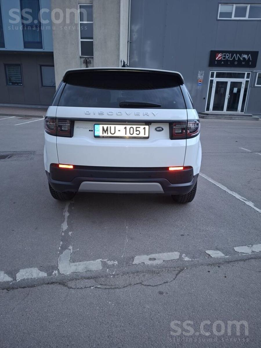 Белый Ленд Ровер Discovery Sport 2020 в Рига, объемом двигателя 2.00 л и пробегом 71 тыс. км за 18500 €, фото 3 на AUTOMOTO.COM.LV