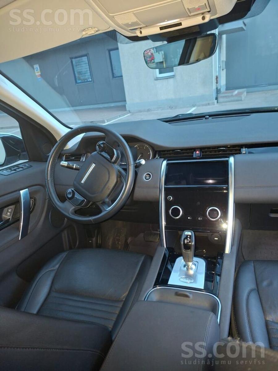 Белый Ленд Ровер Discovery Sport 2020 в Рига, объемом двигателя 2.00 л и пробегом 71 тыс. км за 18500 €, фото 9 на AUTOMOTO.COM.LV