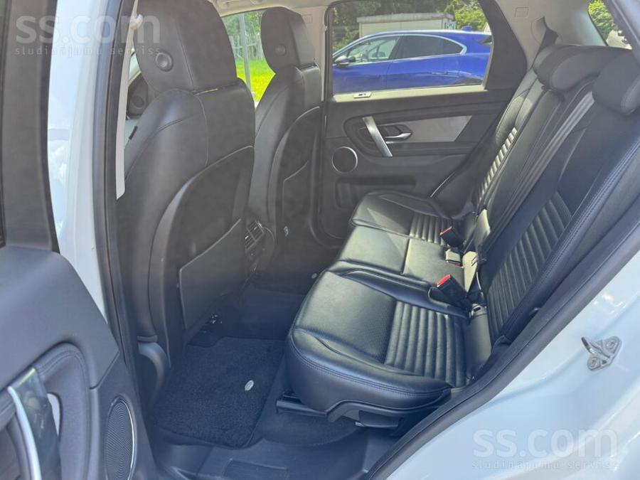 Balts Land Rover Discovery Sport 2020 Rīga, ar dzinēja tilpumu 2.00 L un nobraukumu 98 tūkst. km par 16790 €, foto 12 vietnē AUTOMOTO.COM.LV