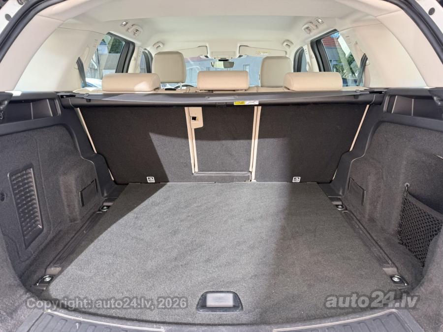 Белый Ленд Ровер Discovery Sport 2020 в Таллин, объемом двигателя 2.00 л и пробегом 132 тыс. км за 21500 €, фото 19 на AUTOMOTO.COM.LV