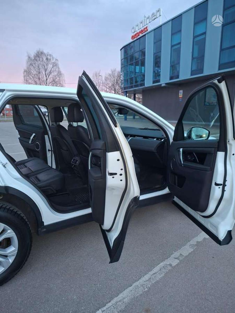 Balts Land Rover Discovery Sport 2020 Rīga, ar dzinēja tilpumu 0.00 L un nobraukumu 71 tūkst. km par 18500 €, foto 7 vietnē AUTOMOTO.COM.LV