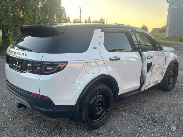 Balts Land Rover Discovery Sport 2021 Alīta, ar dzinēja tilpumu 2.00 L un nobraukumu 54 tūkst. km par 15400 €, foto 8 vietnē AUTOMOTO.COM.LV
