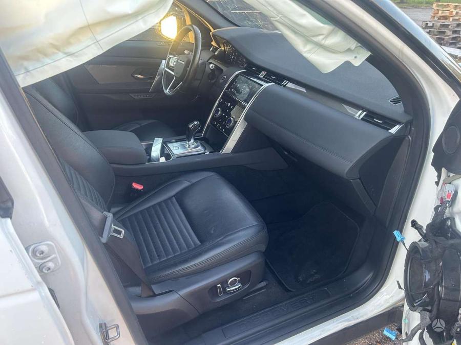 Белый Ленд Ровер Discovery Sport 2021 в Алитус, объемом двигателя 2.00 л и пробегом 54 тыс. км за 15400 €, фото 16 на AUTOMOTO.COM.LV