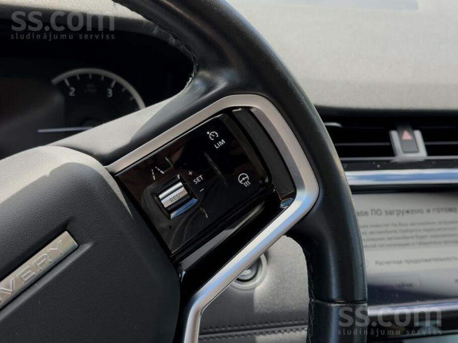 Balts Land Rover Discovery Sport 2021 Daugavpils, ar dzinēja tilpumu 2.00 L un nobraukumu 69 tūkst. km par 18450 €, foto 10 vietnē AUTOMOTO.COM.LV