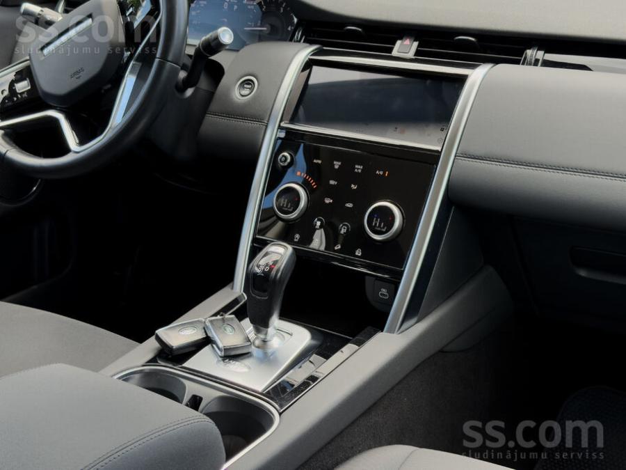 Balts Land Rover Discovery Sport 2021 Daugavpils, ar dzinēja tilpumu 2.00 L un nobraukumu 69 tūkst. km par 18450 €, foto 19 vietnē AUTOMOTO.COM.LV