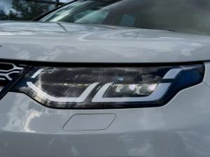 Белый Ленд Ровер Discovery Sport 2021 в Даугавпилс, объемом двигателя 2.00 л и пробегом 69 тыс. км за 18450 €, фото 4 на AUTOMOTO.COM.LV