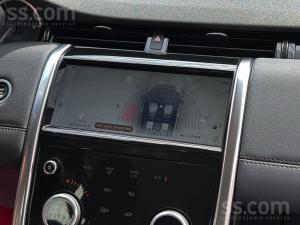 White Land Rover Discovery Sport 2021 in Daugavpils, with an engine capacity of 2.00 L and mileage of 69 thousand km for 18450 €, photo 19 on AUTOMOTO.COM.LV