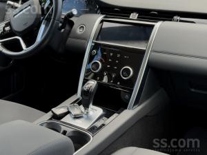 White Land Rover Discovery Sport 2021 in Daugavpils, with an engine capacity of 2.00 L and mileage of 69 thousand km for 18450 €, photo 28 on AUTOMOTO.COM.LV