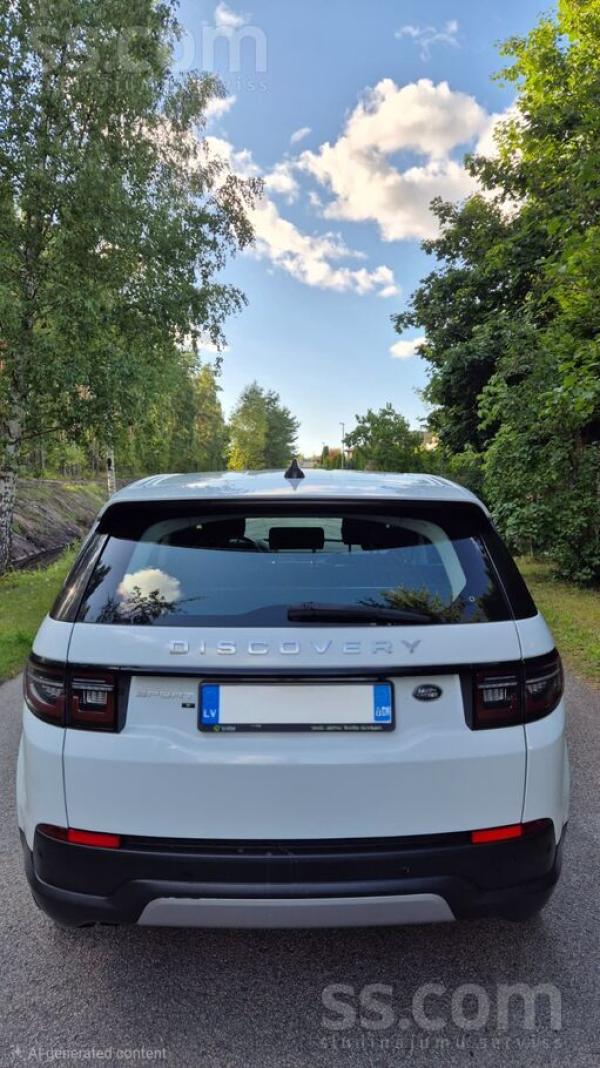 Balts Land Rover Discovery Sport 2021 Rīga, ar dzinēja tilpumu 2.00 L un nobraukumu 103 tūkst. km par 17900 €, foto 2 vietnē AUTOMOTO.COM.LV