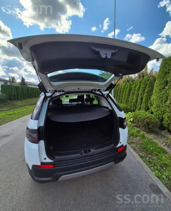 Balts Land Rover Discovery Sport 2021 Rīga, ar dzinēja tilpumu 2.00 L un nobraukumu 103 tūkst. km par 17900 €, foto 6 vietnē AUTOMOTO.COM.LV