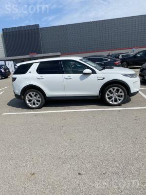 Balts Land Rover Discovery Sport 2021 Liepāja, ar dzinēja tilpumu 2.00 L un nobraukumu 60 tūkst. km par 25500 €, foto  vietnē AUTOMOTO.COM.LV