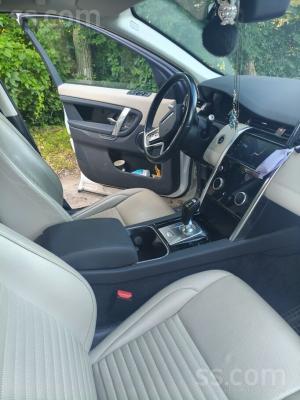 Balts Land Rover Discovery Sport 2021 Liepāja, ar dzinēja tilpumu 2.00 L un nobraukumu 60 tūkst. km par 25500 €, foto 5 vietnē AUTOMOTO.COM.LV