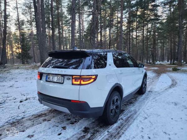 Balts Land Rover Discovery Sport 2021 Šilutė, ar dzinēja tilpumu 2.00 L un nobraukumu 21 tūkst. km par 25999 €, foto 4 vietnē AUTOMOTO.COM.LV