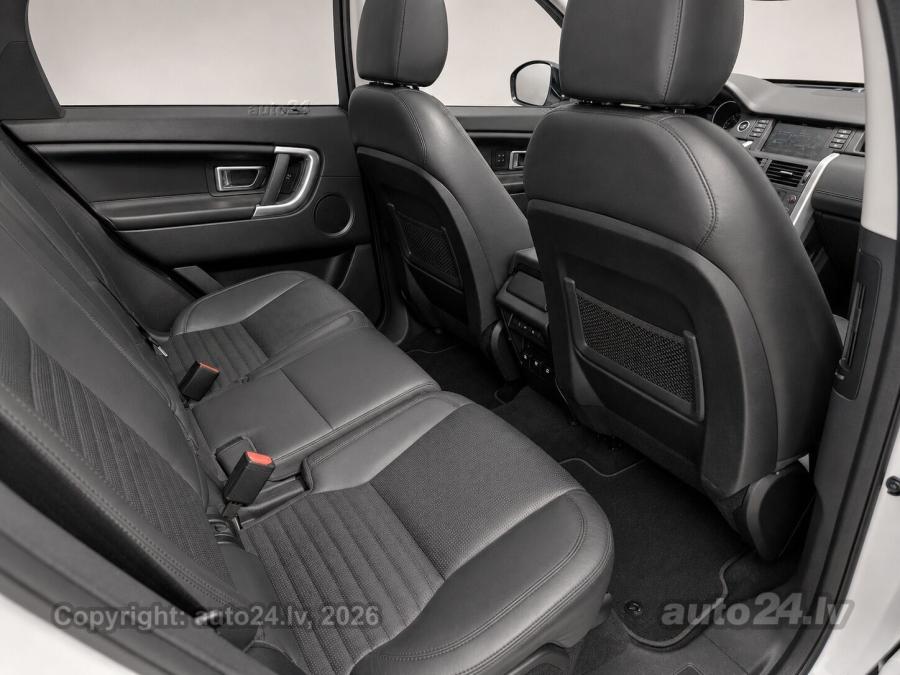 Balts Land Rover Discovery Sport 2015 Tallina, ar dzinēja tilpumu 2.20 L un nobraukumu 205 tūkst. km par 12900 €, foto 11 vietnē AUTOMOTO.COM.LV