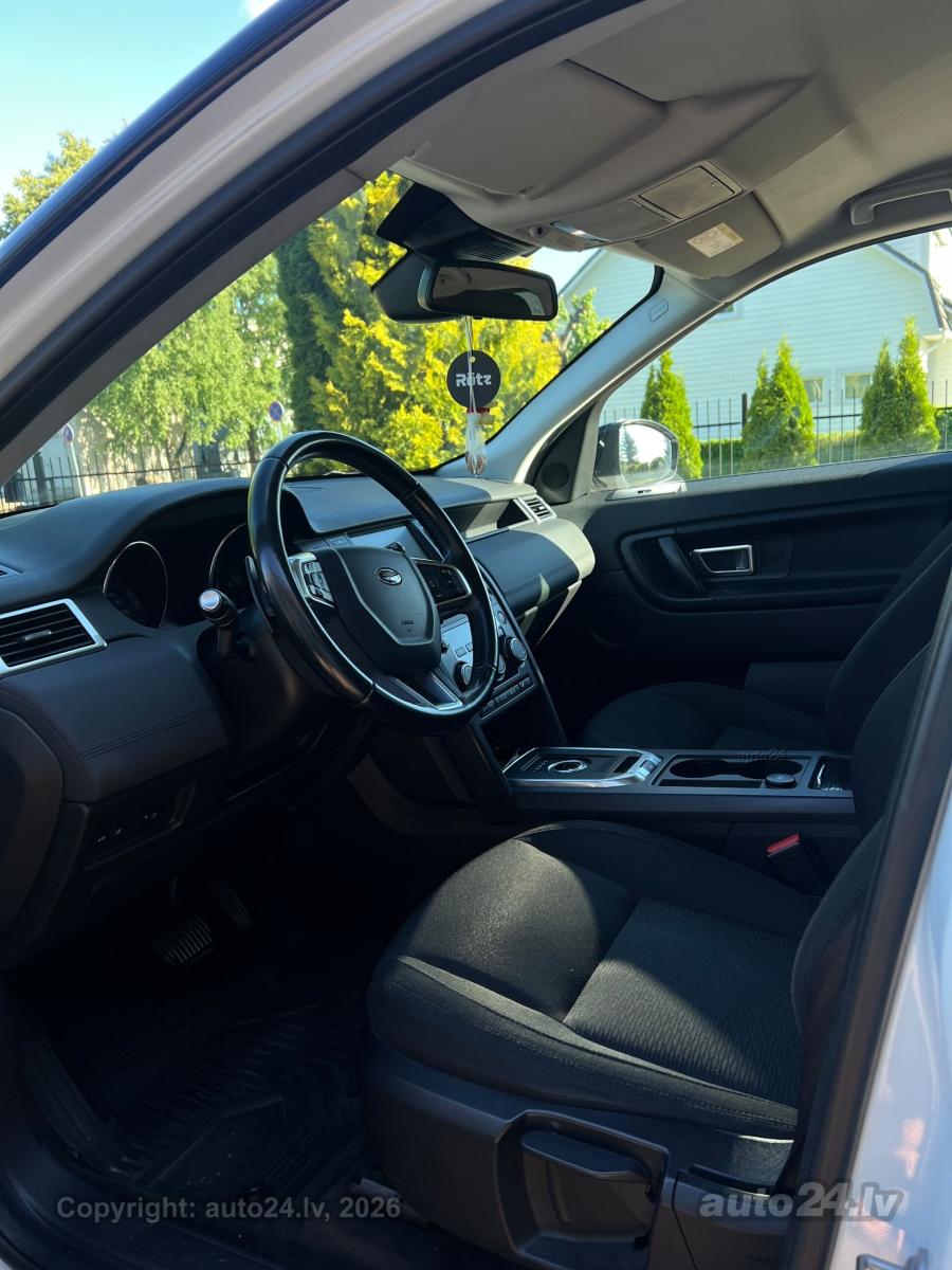 Белый Ленд Ровер Discovery Sport 2016 в Таллин, объемом двигателя 2.00 л и пробегом 159 тыс. км за 11900 €, фото 13 на AUTOMOTO.COM.LV