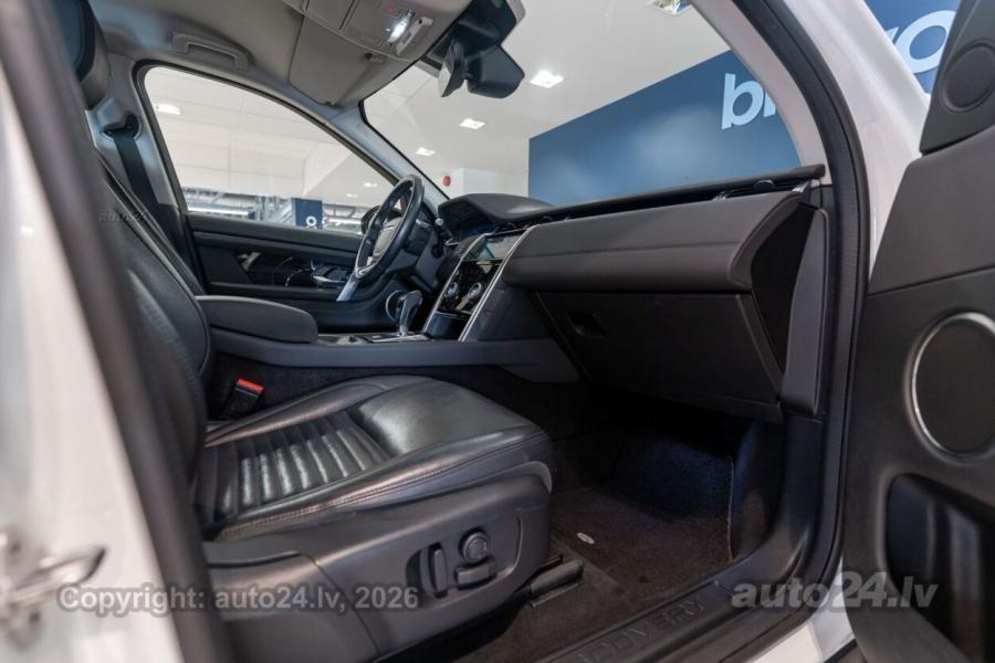 Balts Land Rover Discovery Sport 2020 Tallina, ar dzinēja tilpumu 2.00 L un nobraukumu 111 tūkst. km par 22990 €, foto 13 vietnē AUTOMOTO.COM.LV