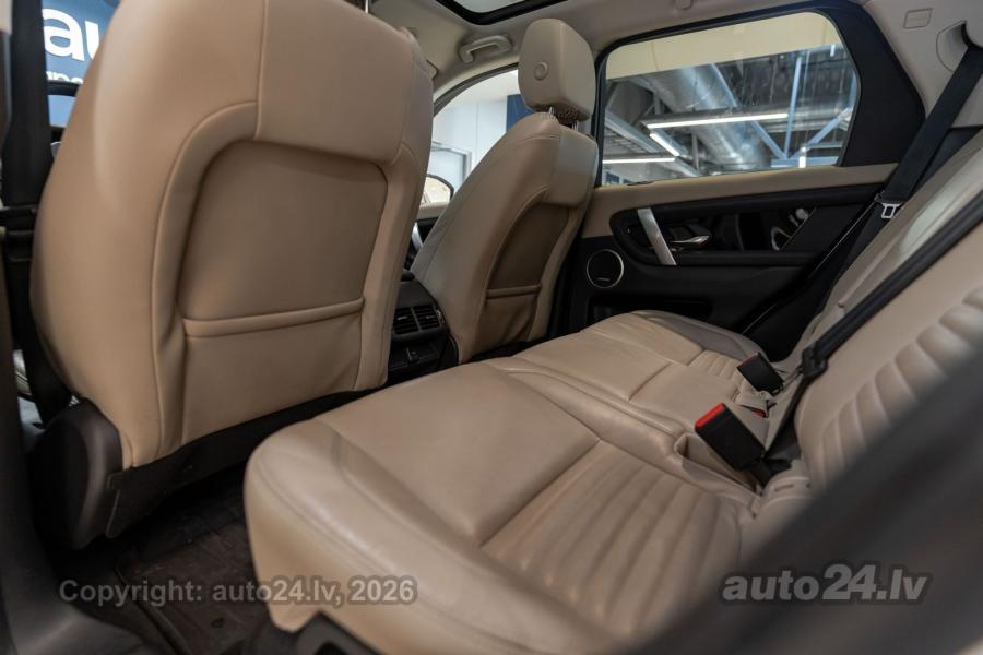 Белый Ленд Ровер Discovery Sport 2021 в Таллин, объемом двигателя 2.00 л и пробегом 70 тыс. км за 28990 €, фото 17 на AUTOMOTO.COM.LV