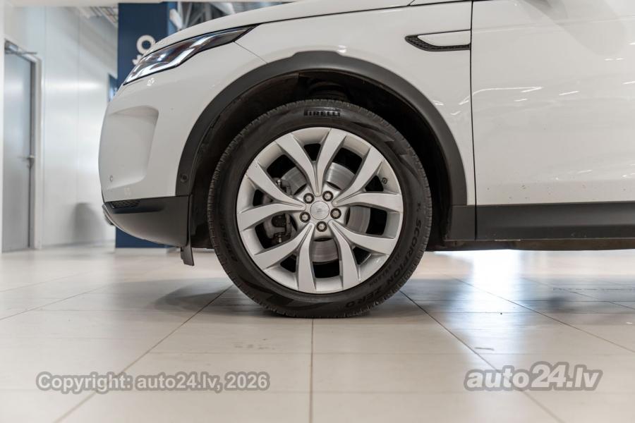 Белый Ленд Ровер Discovery Sport 2021 в Таллин, объемом двигателя 2.00 л и пробегом 70 тыс. км за 28990 €, фото 20 на AUTOMOTO.COM.LV