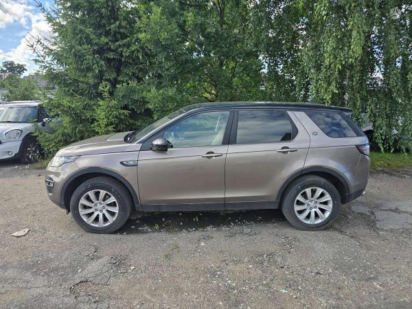 Dzeltens Land Rover Discovery Sport 2015 Tauragė, ar dzinēja tilpumu 2.00 L un nobraukumu 220 tūkst. km par 4600 €, foto 4 vietnē AUTOMOTO.COM.LV