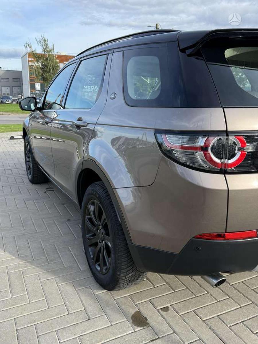 Yellow Land Rover Discovery Sport 2015 in Kaunas, with an engine capacity of 2.18 L and mileage of 215 thousand km for 11600 €, photo 16 on AUTOMOTO.COM.LV