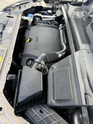 Yellow Land Rover Discovery Sport 2015 in Kaunas, with an engine capacity of 2.18 L and mileage of 215 thousand km for 11600 €, photo 17 on AUTOMOTO.COM.LV