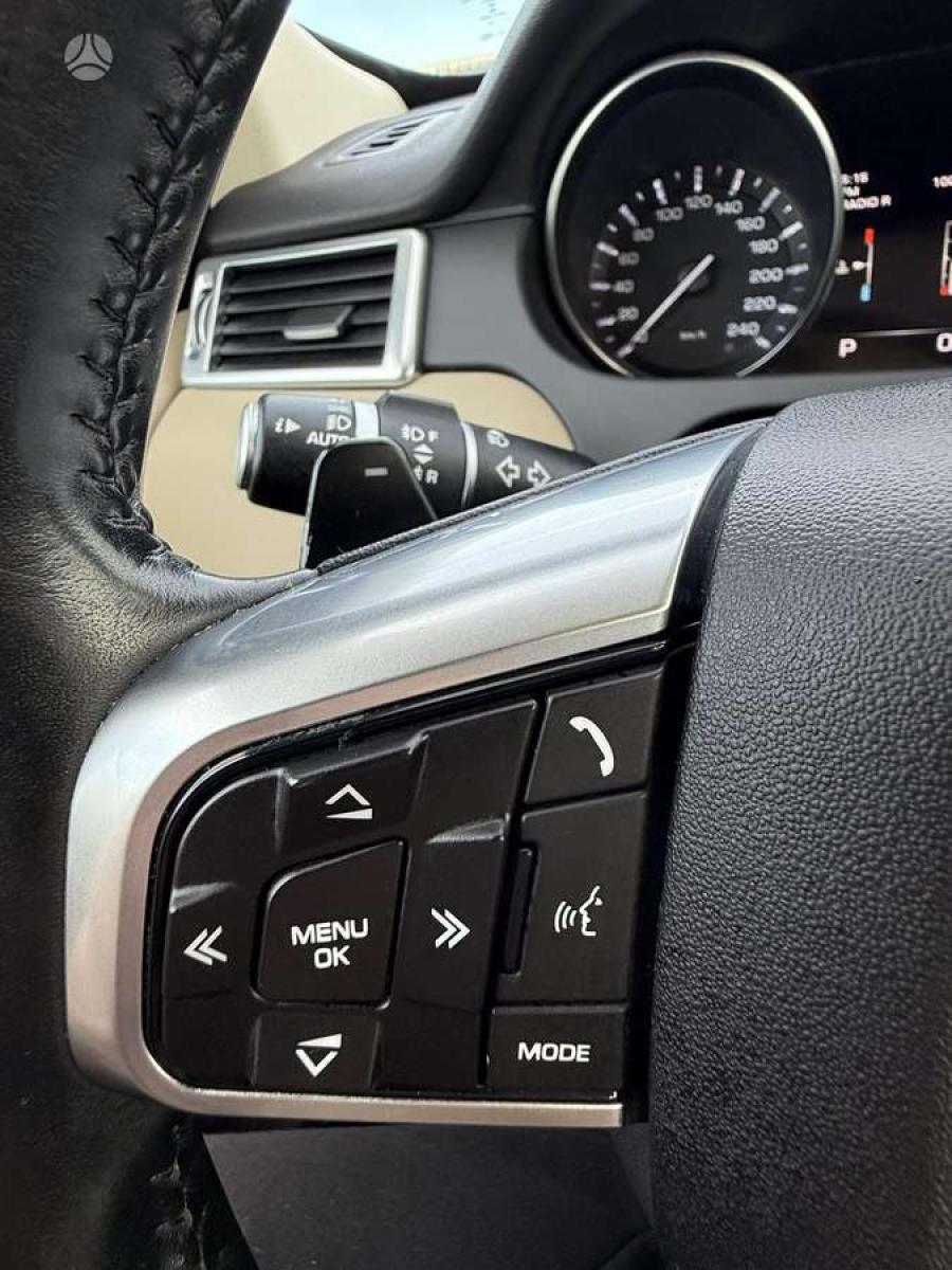 Yellow Land Rover Discovery Sport 2015 in Kaunas, with an engine capacity of 2.18 L and mileage of 215 thousand km for 11600 €, photo 29 on AUTOMOTO.COM.LV