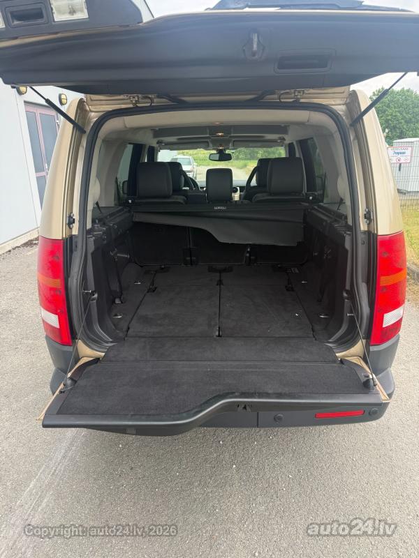 Land Rover Discovery 2005 in Tallinn, with an engine capacity of 2.70 L and mileage of 266 thousand km for 5200 €, photo 5 on AUTOMOTO.COM.LV