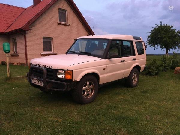 White Land Rover Discovery 2000 in Siauliai, with an engine capacity of 2.50 L and mileage of 260 thousand km for 3500 €, photo 2 on AUTOMOTO.COM.LV