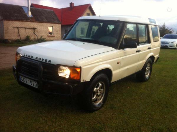 White Land Rover Discovery 2000 in Siauliai, with an engine capacity of 2.50 L and mileage of 260 thousand km for 3500 €, photo 8 on AUTOMOTO.COM.LV