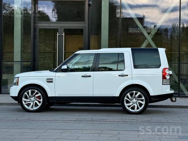 White Land Rover Discovery 2011 in Riga, with an engine capacity of 3.00 L and mileage of 234 thousand km for 11000 €, photo 7 on AUTOMOTO.COM.LV