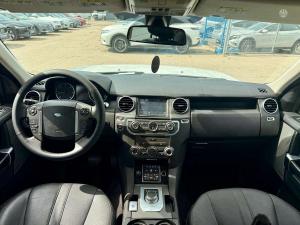 White Land Rover Discovery 2011 in Panevezys, with an engine capacity of 2.99 L and mileage of 292 thousand km for 8500 €, photo 14 on AUTOMOTO.COM.LV